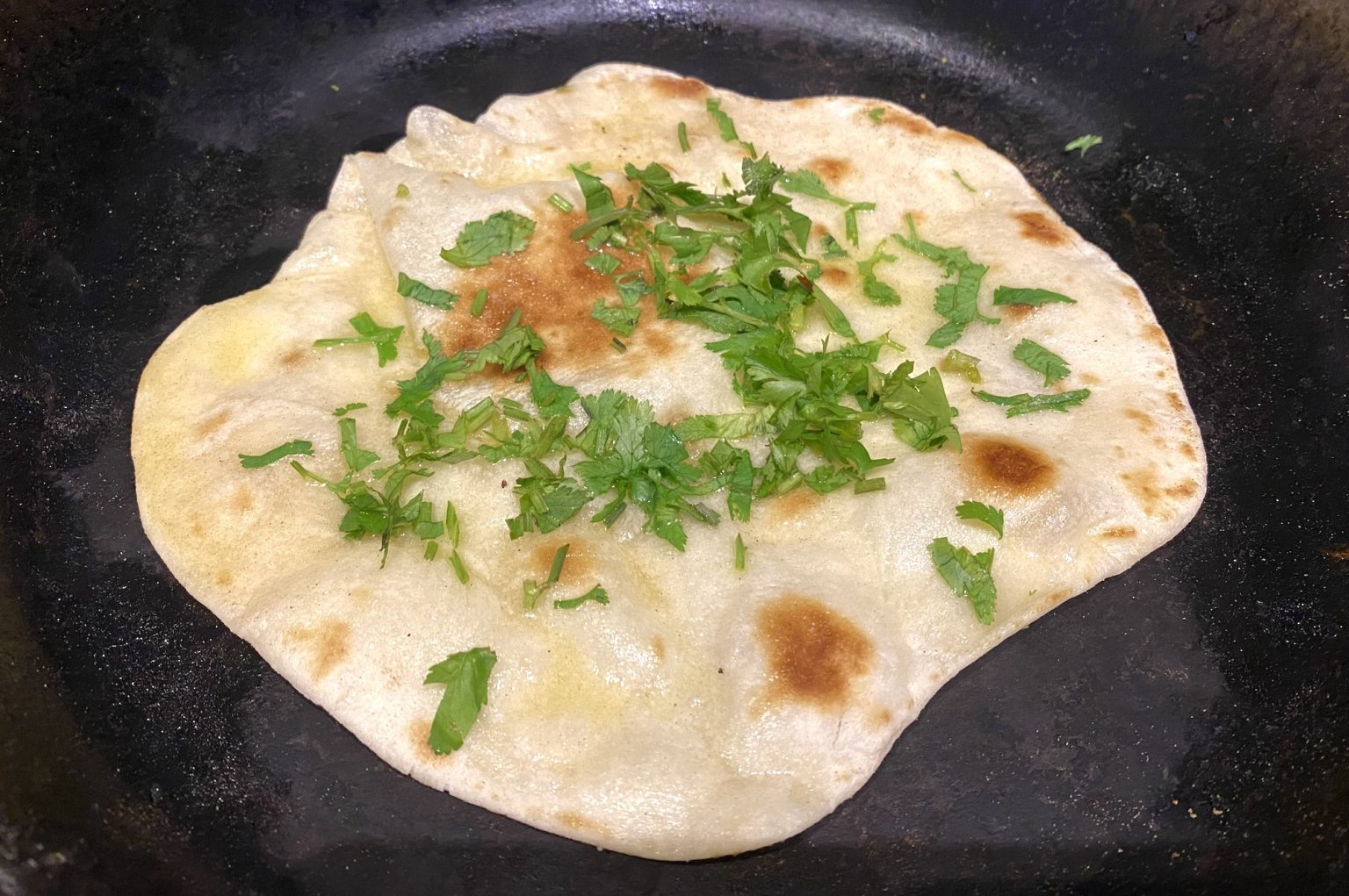 Easy Flatbread (Skillet-Cooked, No Yeast) - cookingwithella.com